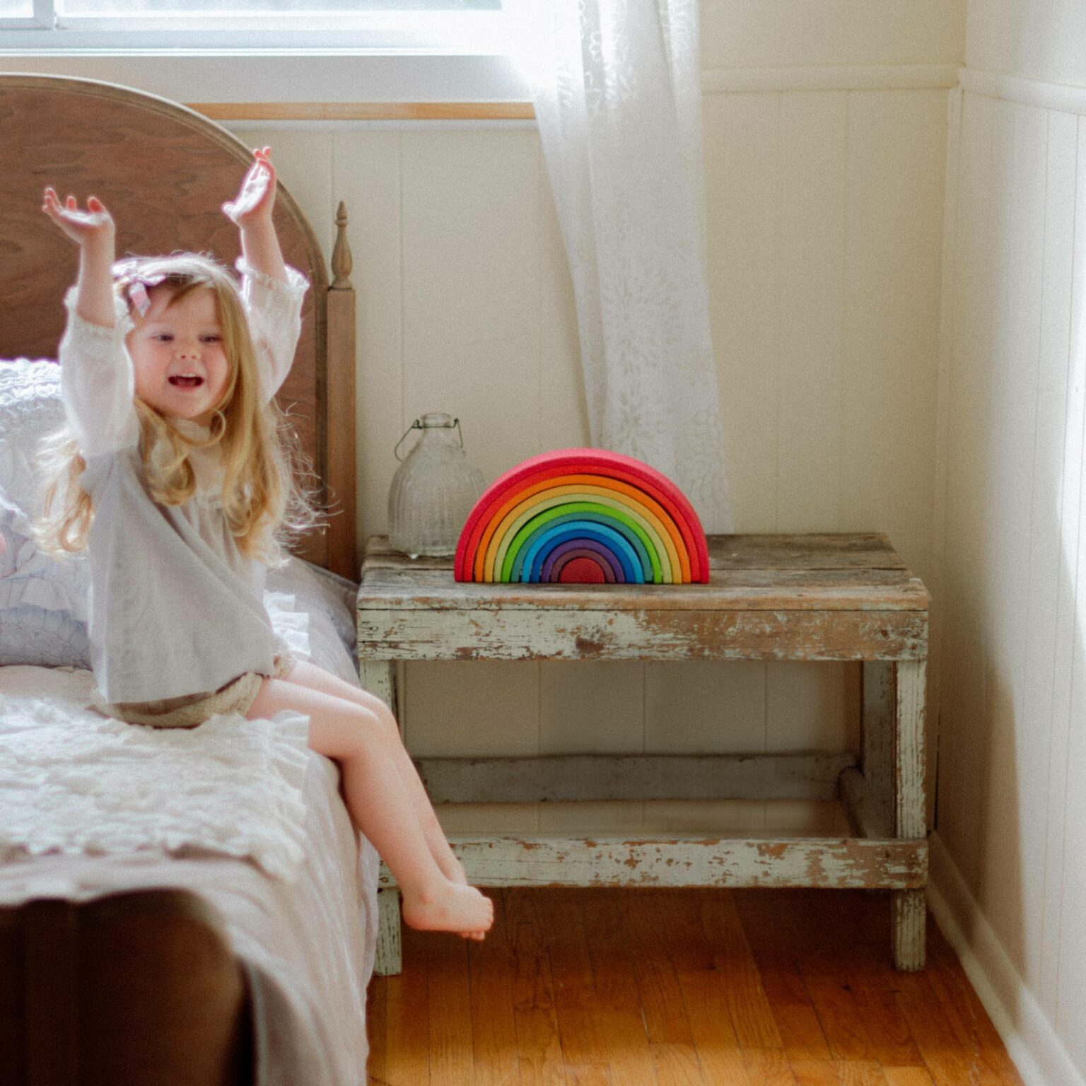 A guide to toys for the first five years: a complete list