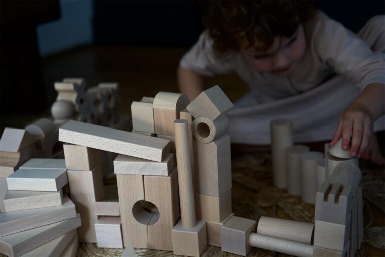 A guide to schema play in toddlers