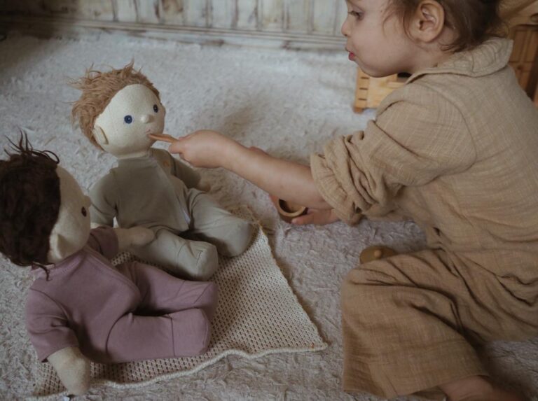 Symbolic play: the key to your child's imagination