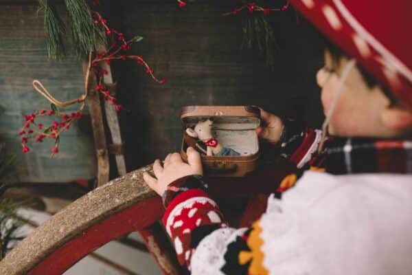 33 simple small world play ideas